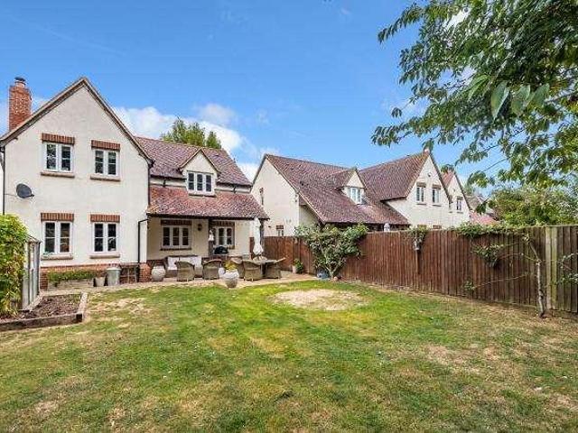 4 bed house for sale