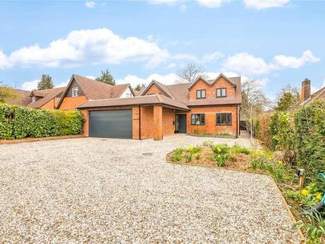 4 bed house for sale
