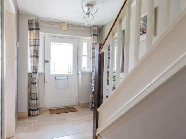 4 bed house for sale