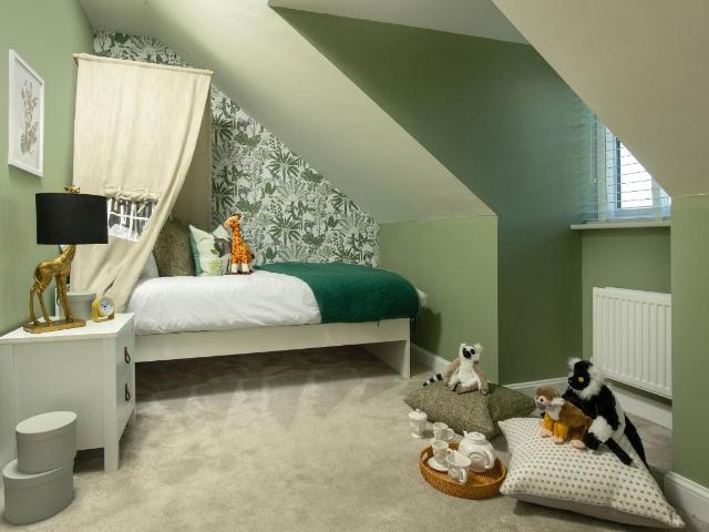 4 bed house for sale