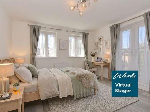 4 bed house for sale