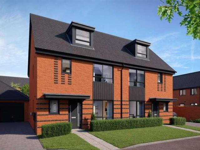4 bed house for sale