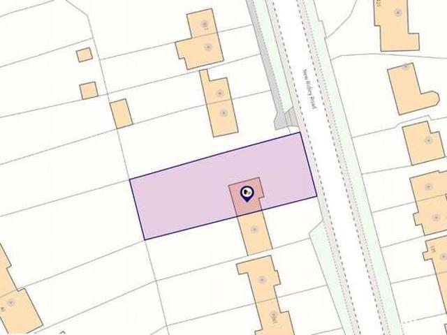 4 bed house for sale