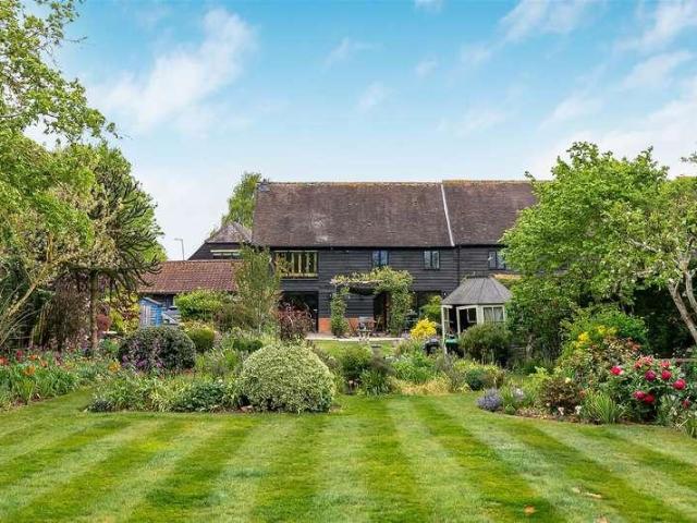 4 bed house for sale