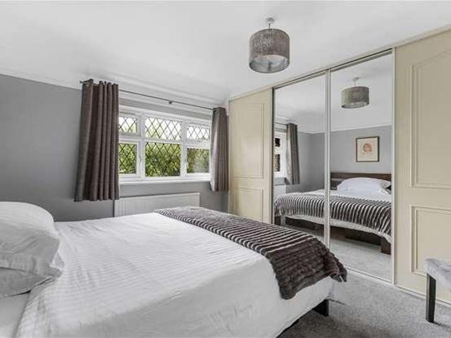 4 bed house for sale