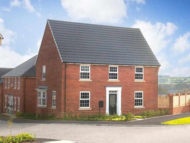 4 bed house for sale
