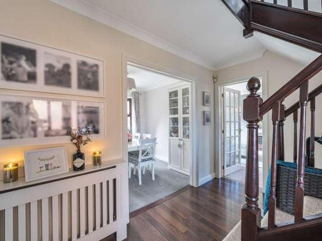 4 bed house for sale