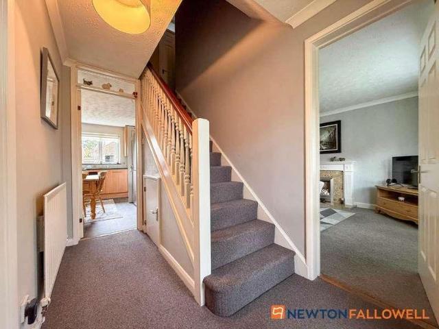 4 bed house for sale