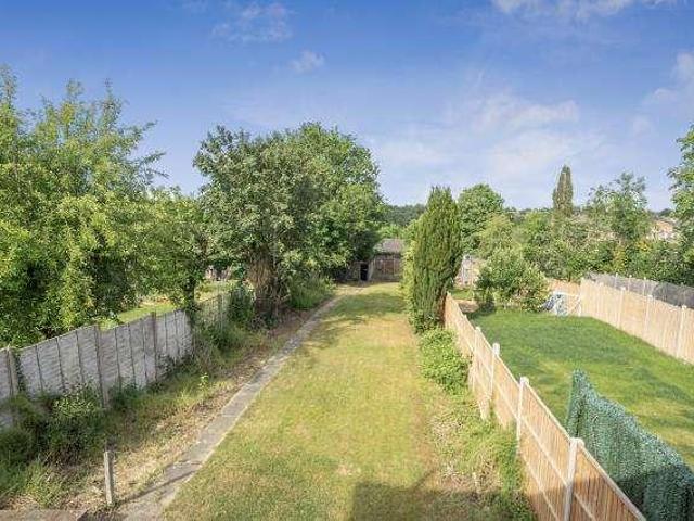 4 bed house for sale