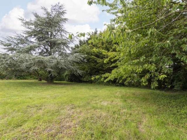 4 bed house for sale