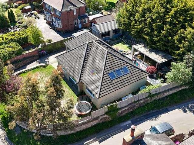 4 bed house for sale