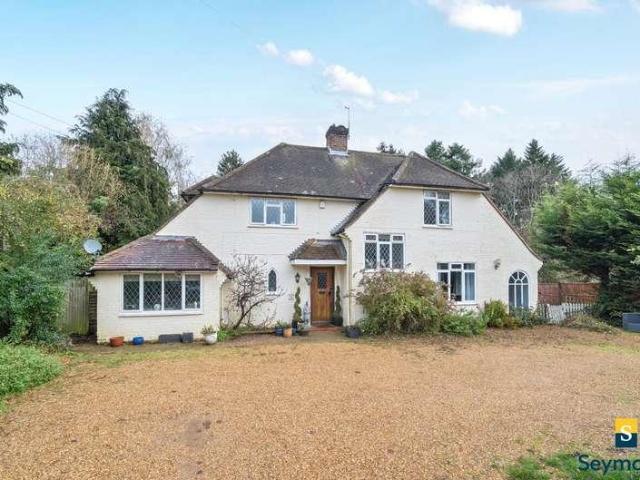 4 bed house for sale