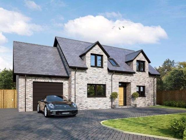 4 bed house for sale