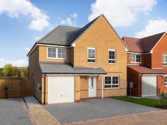 4 bed house for sale