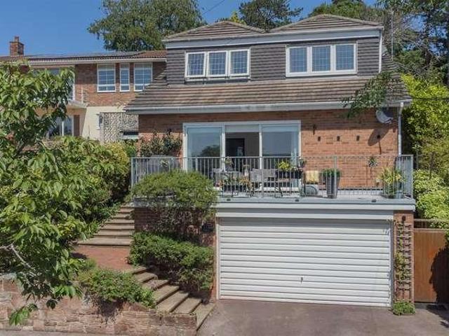4 bed house for sale