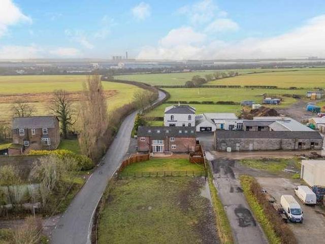 4 bed house for sale