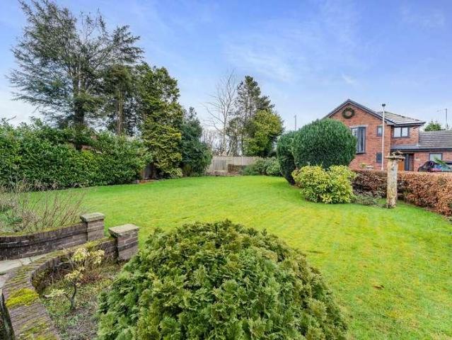 4 bed house for sale