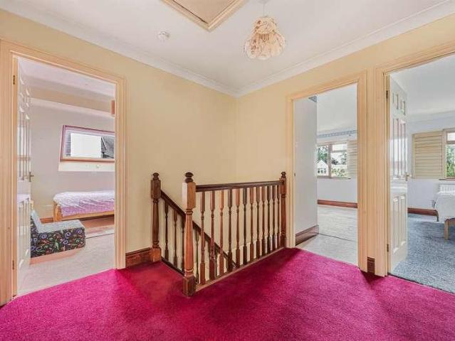 4 bed house for sale