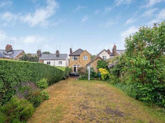 4 bed house for sale
