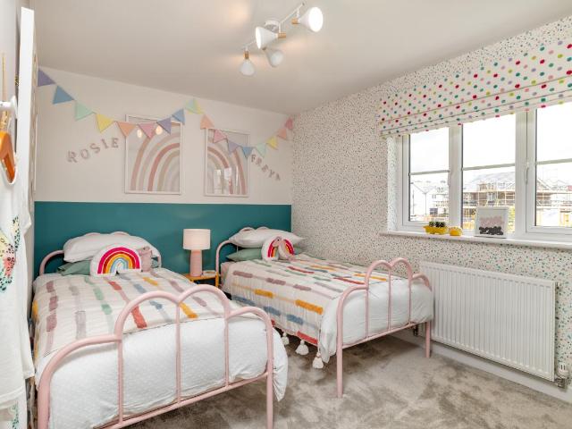 4 bed house for sale