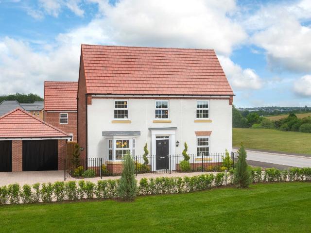 4 bed house for sale