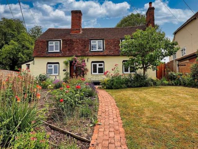 4 bed house for sale