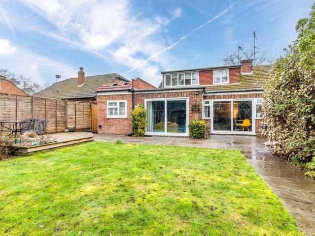 4 bed house for sale