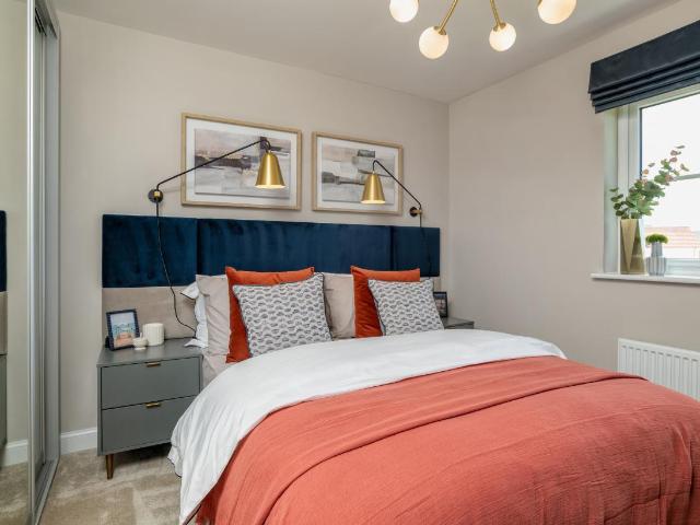 4 bed house for sale