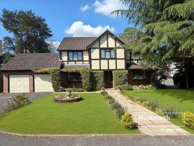 4 bed house for sale