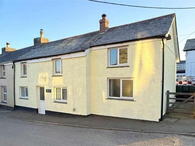 4 bed house for sale