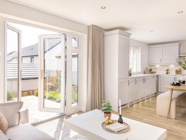 4 bed house for sale