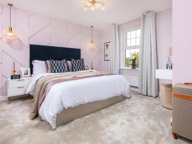 4 bed house for sale