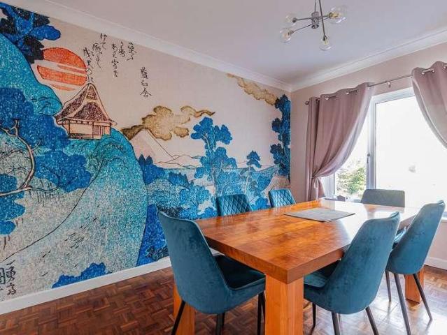 4 bed house for sale
