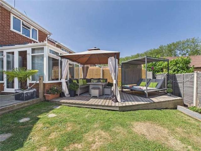 4 bed house for sale