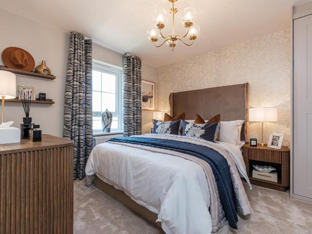 4 bed house for sale