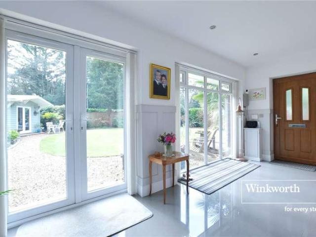 4 bed house for sale
