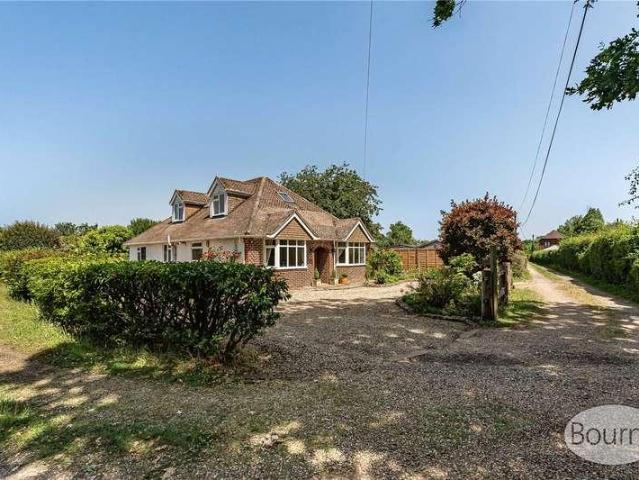 4 bed house for sale