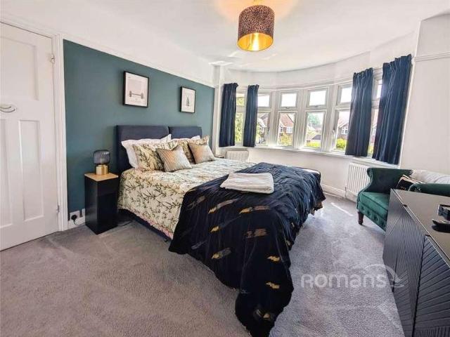 4 bed house for sale