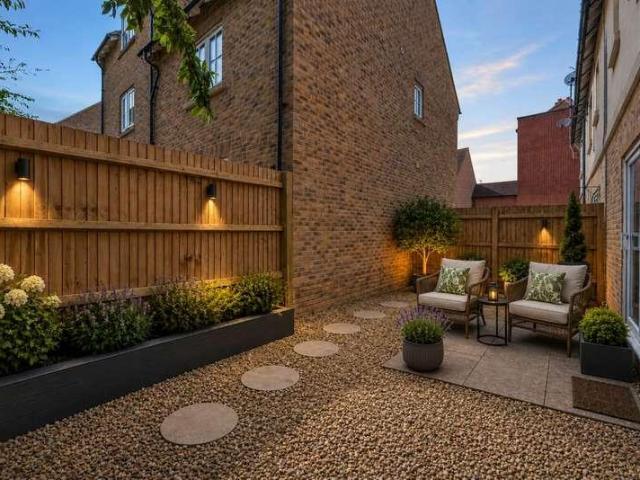 4 bed house for sale