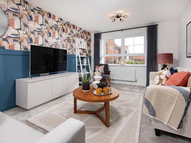 4 bed house for sale
