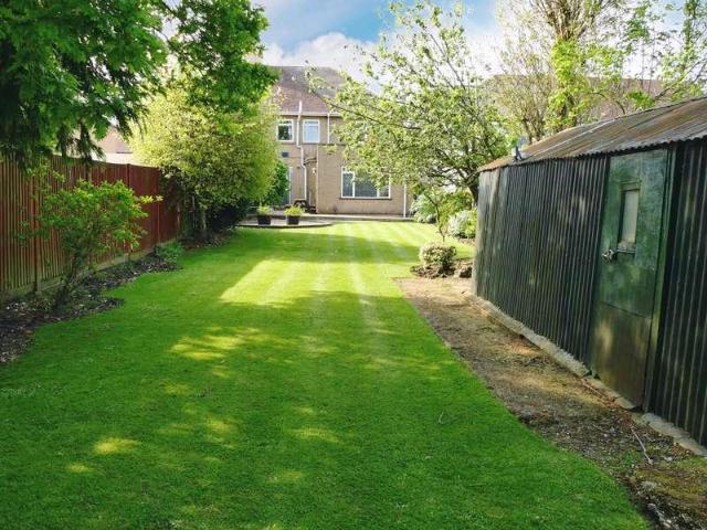 4 bed house for sale
