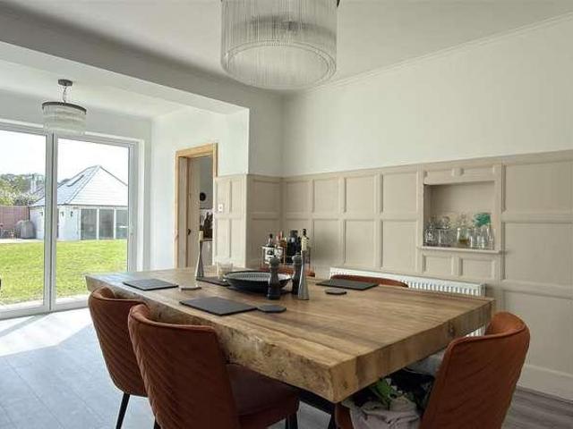 4 bed house for sale