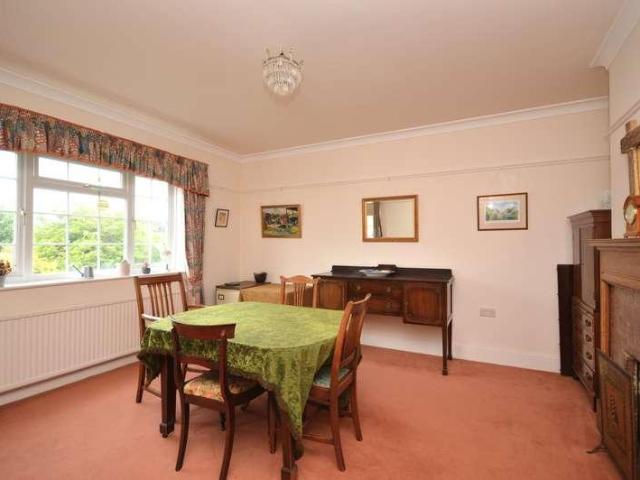4 bed house for sale