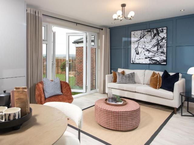 4 bed house for sale