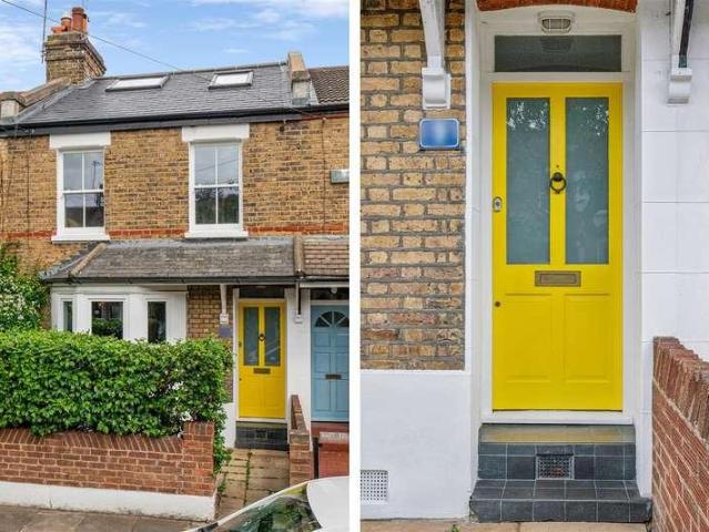 4 bed house for sale
