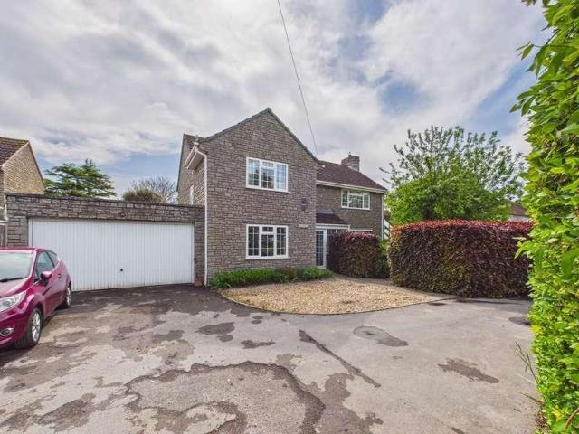 4 bed house for sale