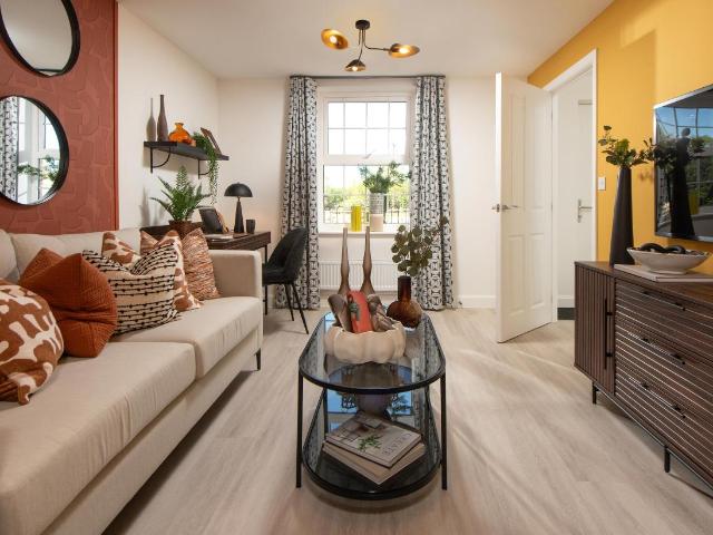 4 bed house for sale