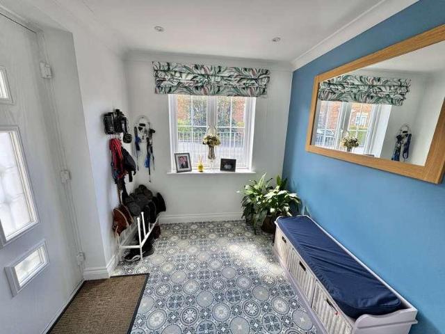4 bed house for sale