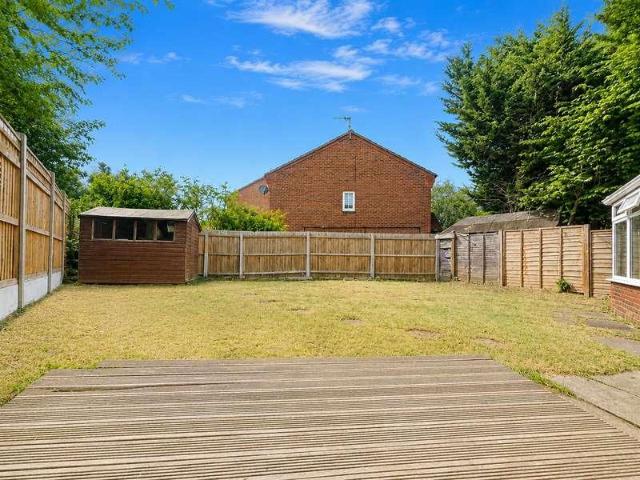 4 bed house for sale