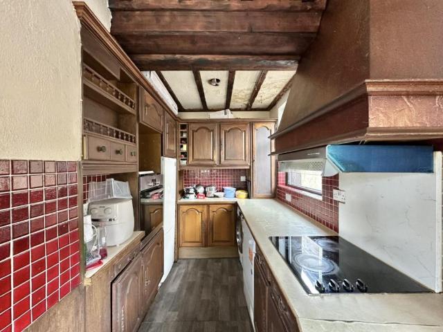 4 bed house for sale